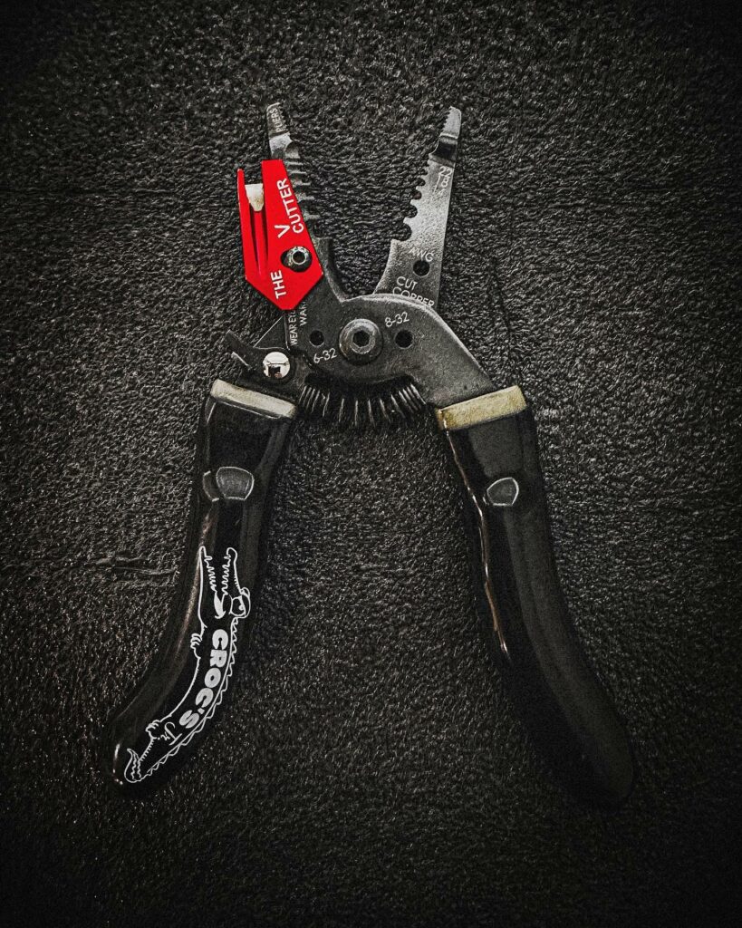 Master Electrician's 12 Must-Have Tools for Electricians (@SpeedyShark ...